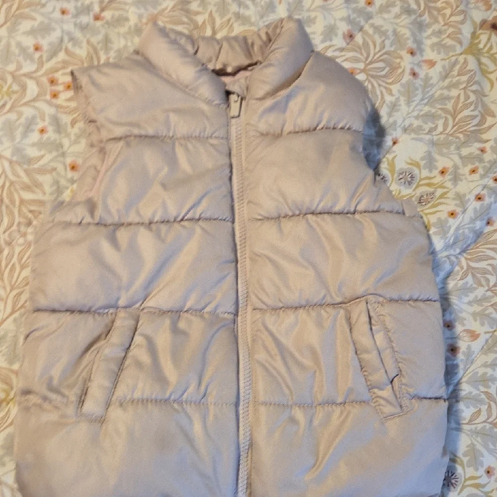 Old Navy | Jackets & Coats | Old Navy Light Tan Puffer Vest For Kids ...